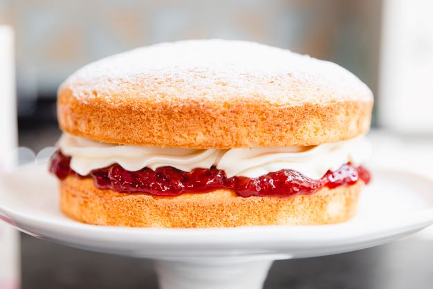 Carr's Heavenly Victoria Sponge Mix – Carr's Flour